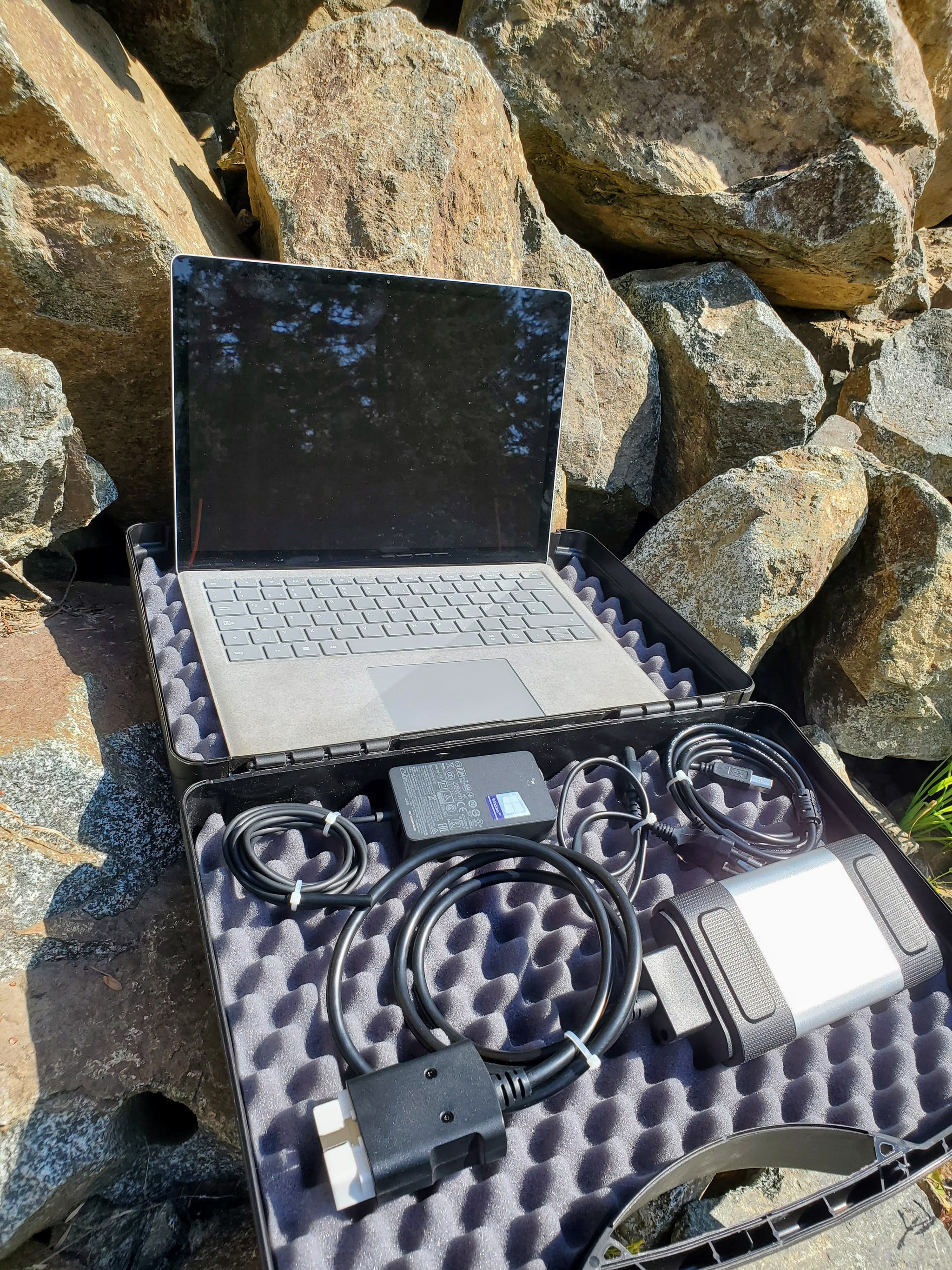 Vehicle diagnostic computer- Including commercial trucks (FUSO, ISUZU ...