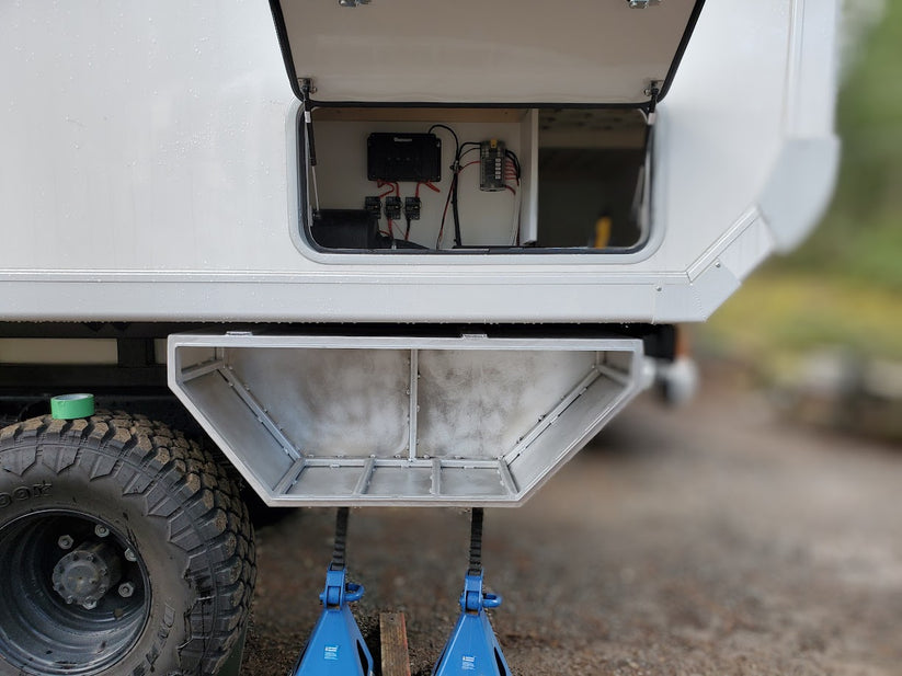 STANDARD SIZE HEAVY DUTY UNDERBODY STORAGE BOXES – R.O.A.D OVERLAND